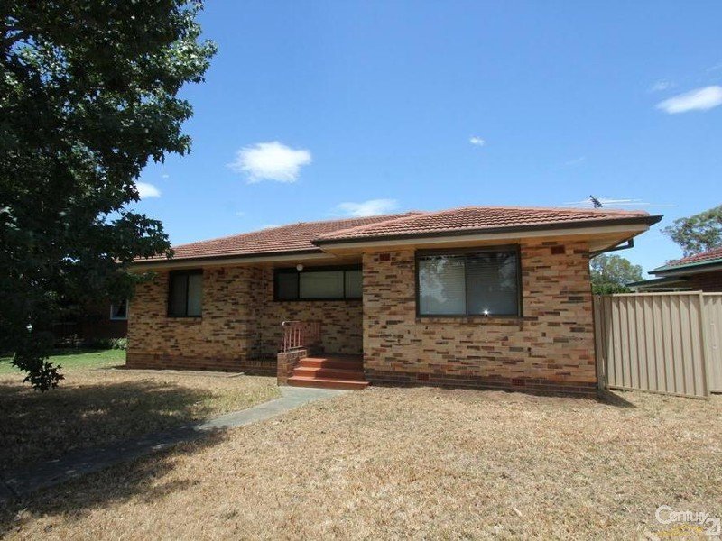 10 Huntley Place, Cartwright, NSW 2168 - Property Details