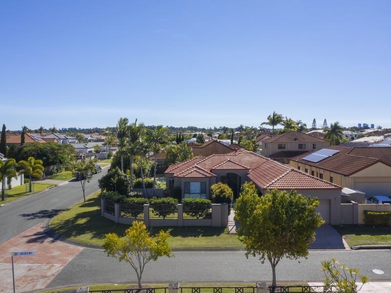 13 Jaeger Way, Benowa, QLD 4217 - realestate.com.au