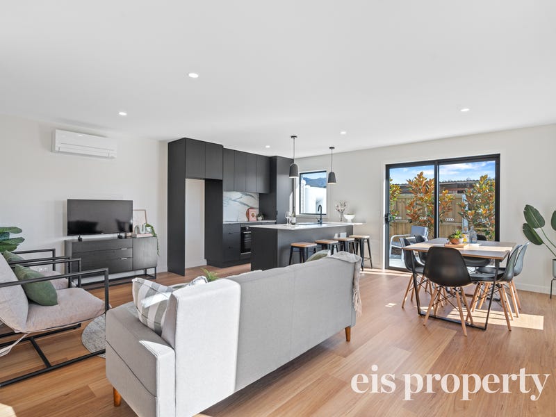 2/74 Main Road, Claremont, Tas 7011 - Property Details