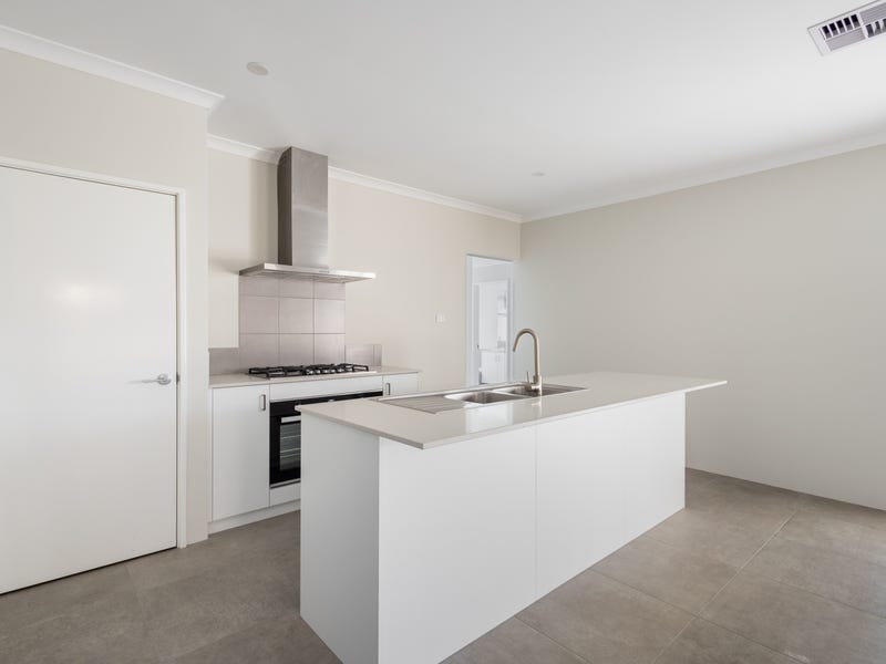 34 Regency Avenue, Baldivis, WA 6171 - realestate.com.au