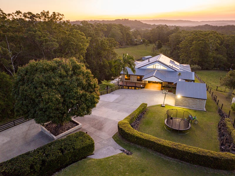 100 Rainforest Road, Chevallum, Qld 4555 - Property Details