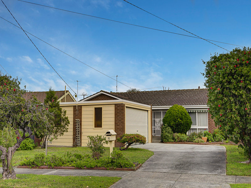 4 Crestmoor Drive, Highton, Vic 3216 - Property Details