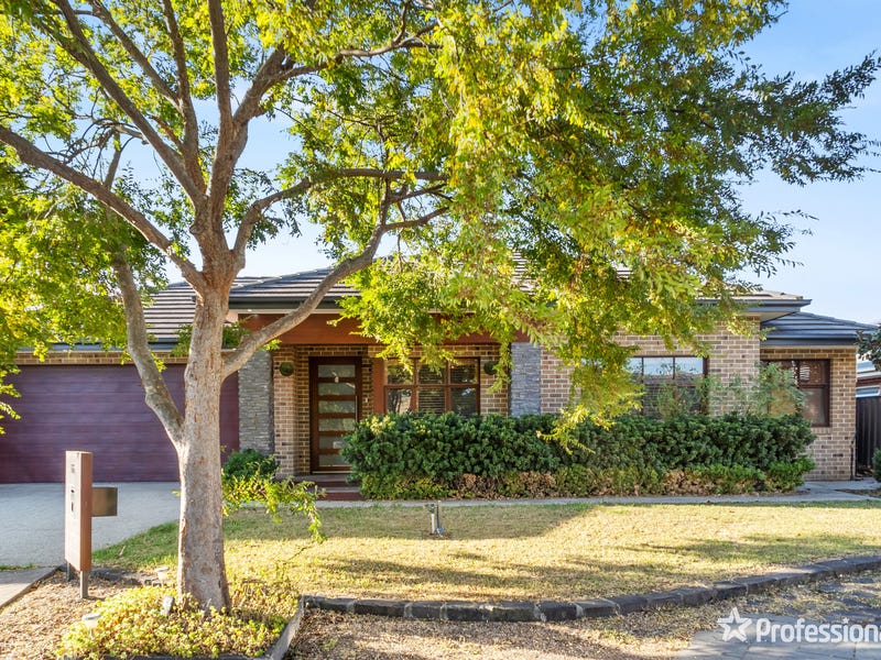 66 Bedingham Drive, Hillside, Vic 3037 - Property Details