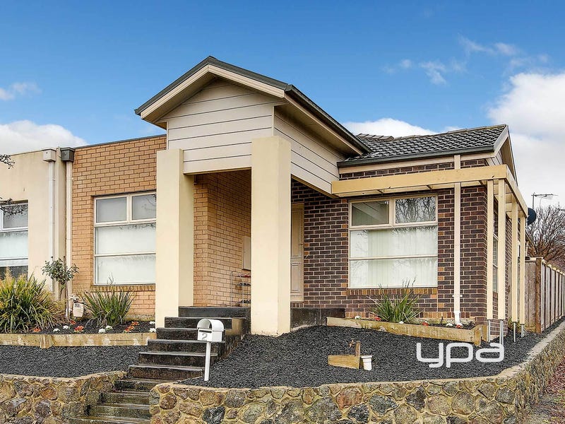 2 Castlegate Lane, Craigieburn, Vic 3064 - Property Details