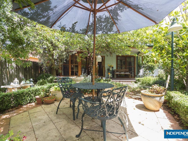 4 Garland Avenue, Queanbeyan, NSW 2620 - realestate.com.au