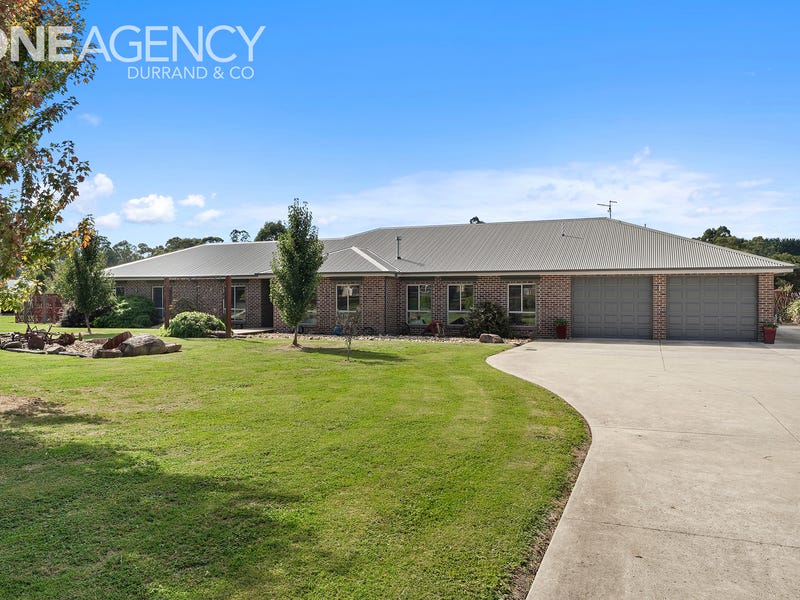 36 Amberly Drive, Drouin, Vic 3818 - Property Details