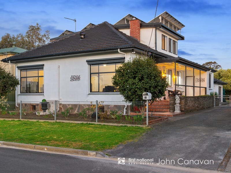 10 Adams Street, Mansfield, Vic 3722 - Property Details
