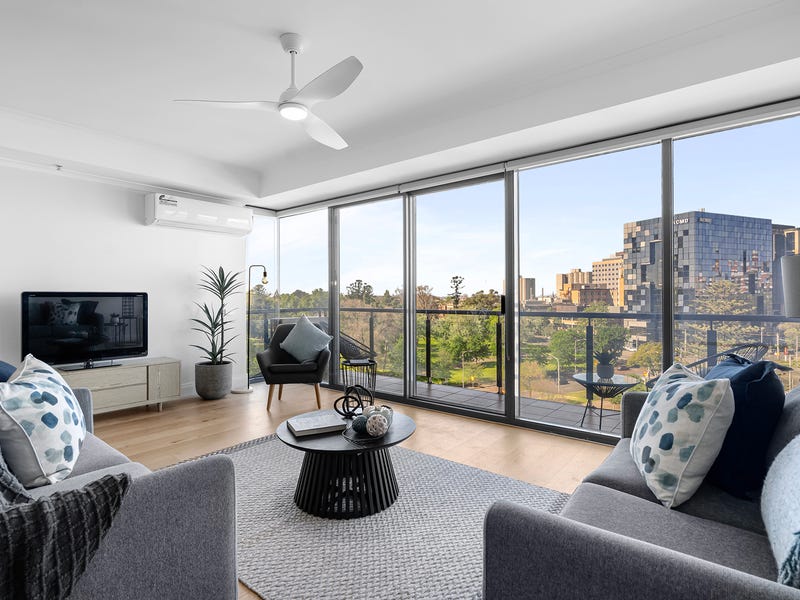 92/283 Spring Street, Melbourne, Vic 3000 - Property Details