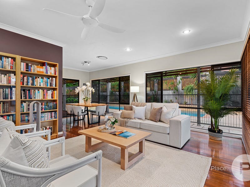 8 Hector Road, Holland Park, QLD 4121 - realestate.com.au