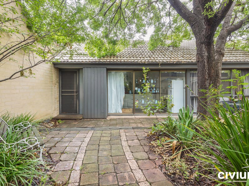 1 Carbeen Street, Rivett, ACT 2611 - Property Details