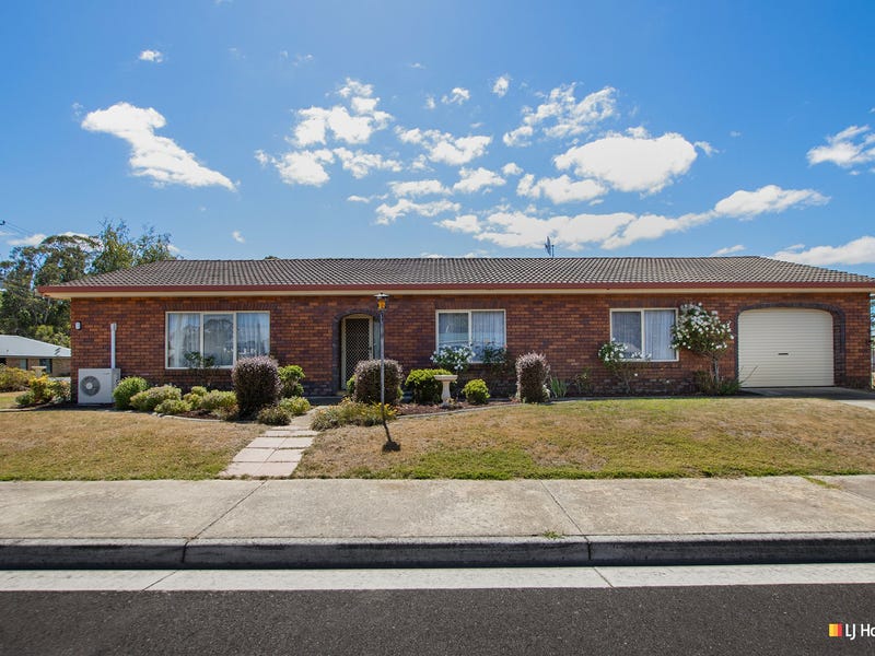 8 George Street, Wynyard, Tas 7325 - Property Details