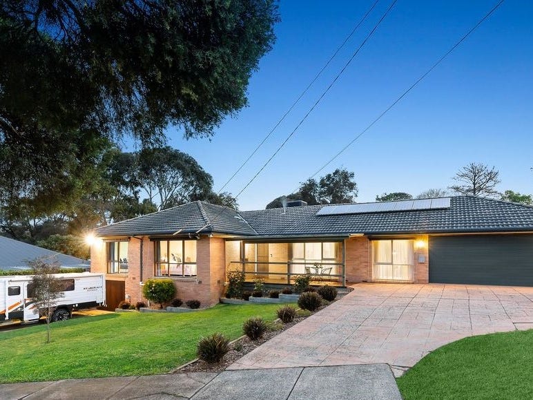 12 Long View Road, Croydon South, VIC 3136 - realestate.com.au