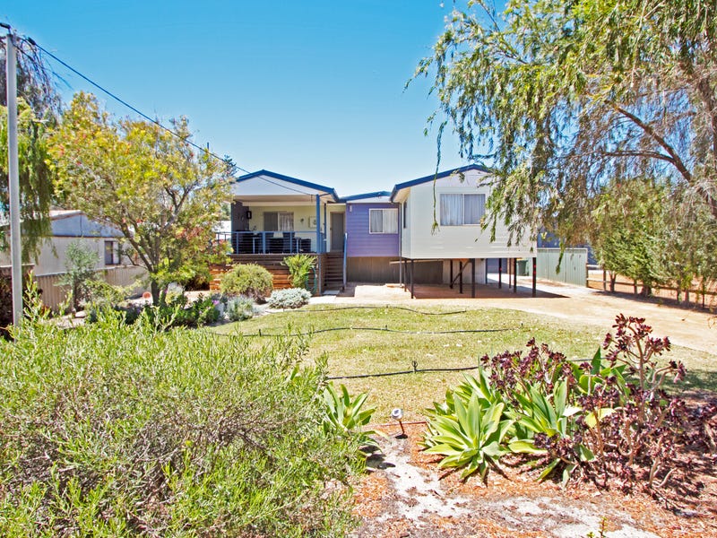 10 Drummond Circus, Cervantes, WA 6511 - Property Details