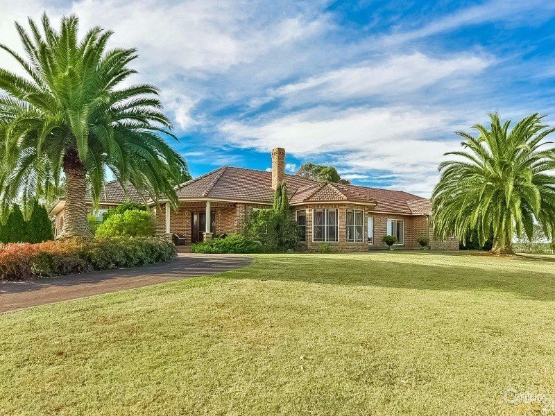 5 Thomas Laycock Place, Bringelly, NSW 2556 - Property Details