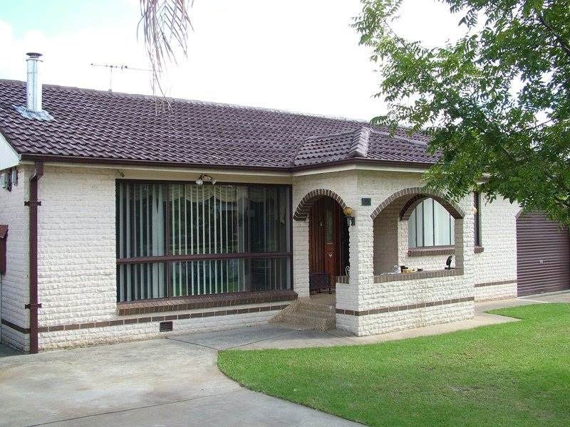 10 Fiona Street, Mount Pritchard, NSW 2170 - realestate.com.au