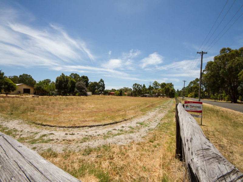 15 Reynolds Road, Capel, WA 6271 - realestate.com.au