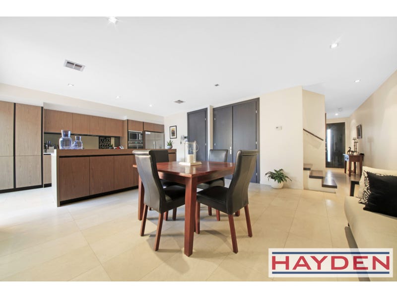 3 Frangipani Court, Port Melbourne, VIC 3207 - realestate.com.au