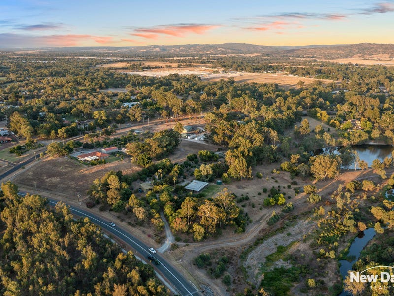54 Millhouse Road, Belhus, WA 6069 - Property Details