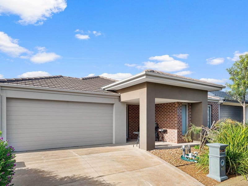48 Delta Drive, Craigieburn, VIC 3064 - realestate.com.au
