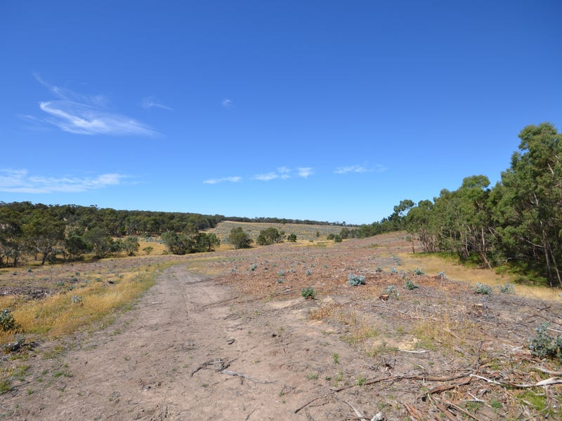 "McVeigh" Mount Mercer - Dereel Road, Dereel, Vic 3352 - Property Details