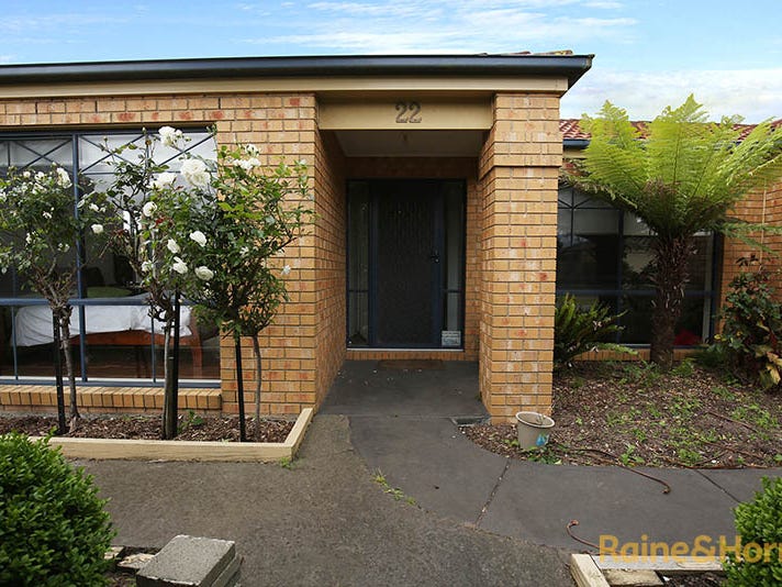 22 Mccartney Drive, Narre Warren South, VIC 3805 - realestate.com.au