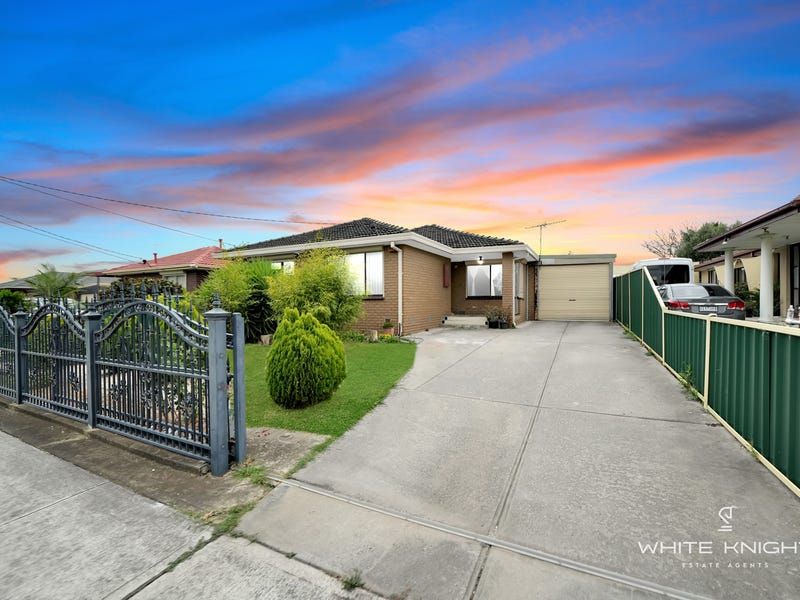 33 Stenson Road, Kealba, Vic 3021 - Property Details