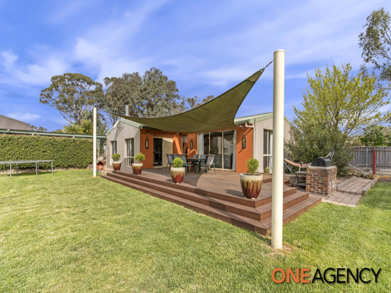 4 Merriman Place, Murrumbateman, NSW 2582 - Property Details