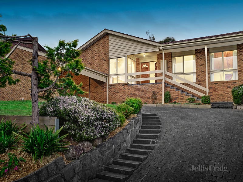 25 Aumann Drive, Templestowe, Vic 3106 - Property Details