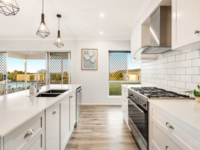 49 Southern Cross Drive, Kingsthorpe, Qld 4400 - Property Details