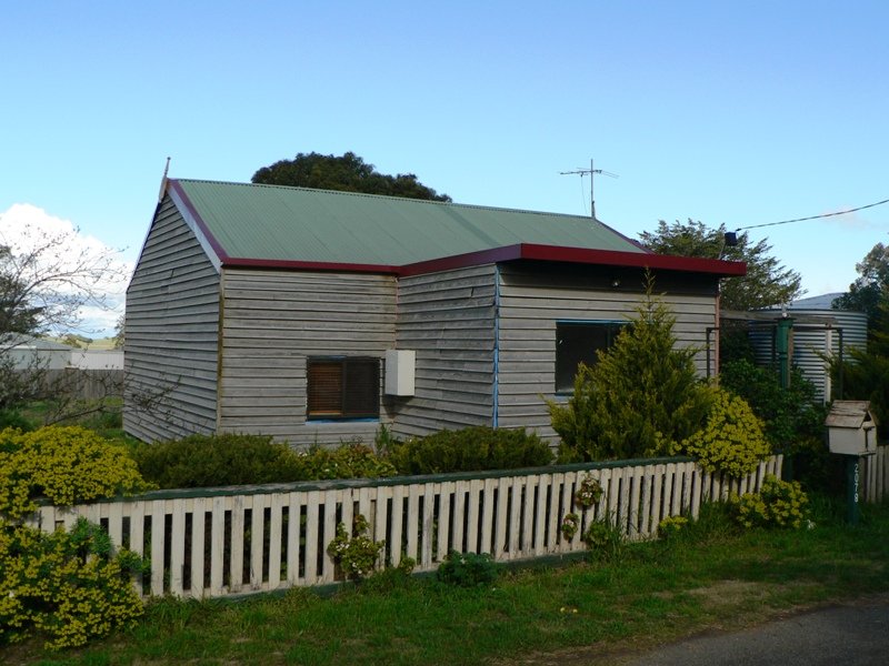 2078 Melbourne Lancefield Road, Monegeetta, Vic 3433 - Property Details