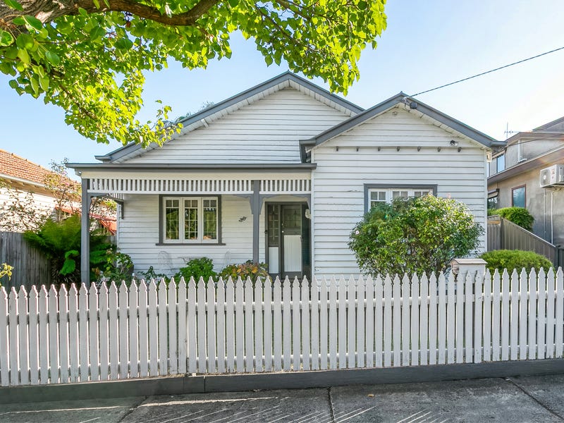 30 Townhall Avenue, Preston, VIC 3072 - realestate.com.au
