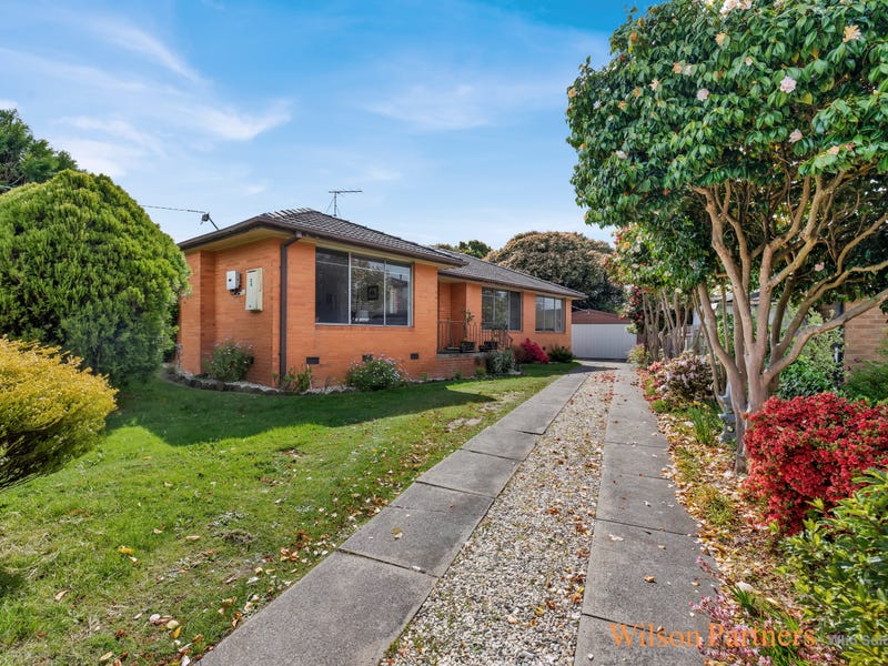 12 Fitzroy Street, Kilmore, Vic 3764 - Property Details