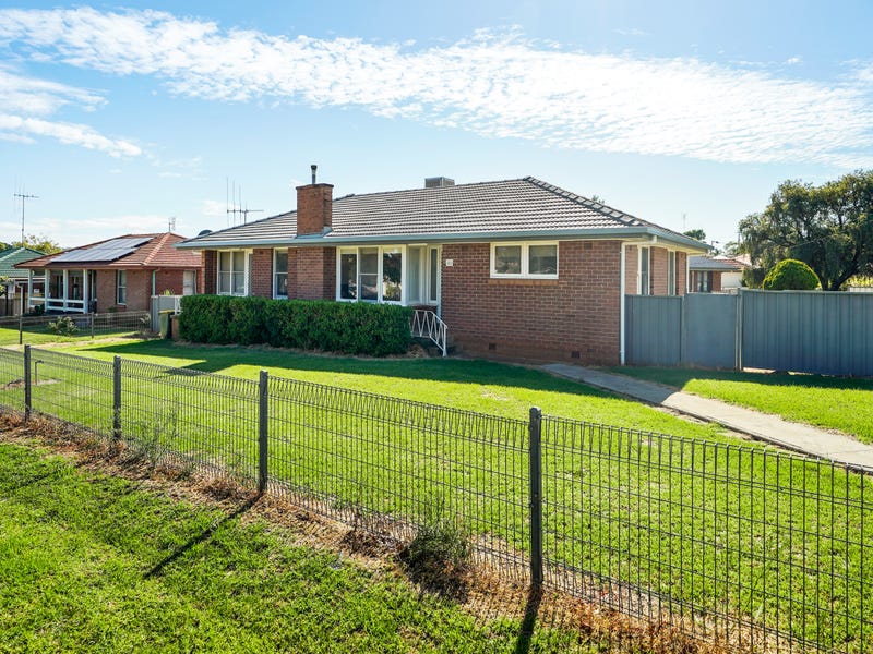 40 Medlyn Street, Parkes, NSW 2870 - Property Details