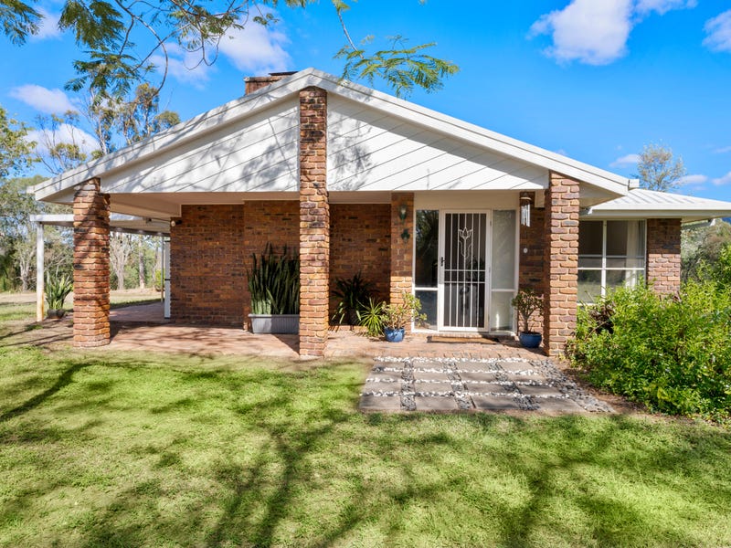 4 Bedroom Properties for Sale in Banyo, QLD 4014 (+1 location ...