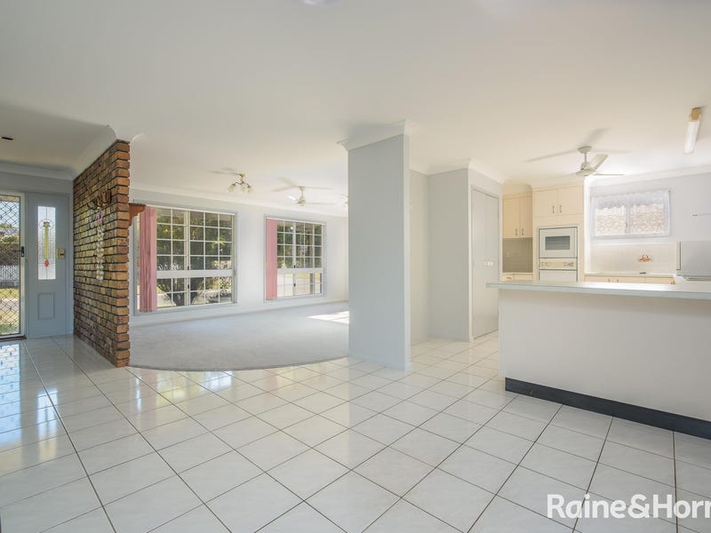 8 Alexandra Close, Clinton, Qld 4680 - Property Details