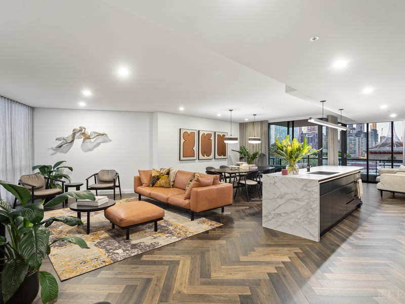 704/250 St Kilda Road, Southbank, Vic 3006 - Property Details
