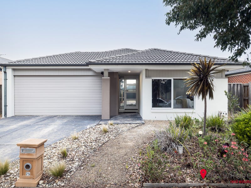 25 Runlet Drive, Point Cook, VIC 3030 - realestate.com.au