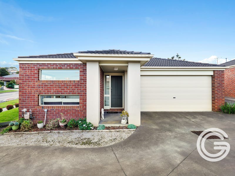 1/80 Eagle Drive, Pakenham, Vic 3810 - Property Details