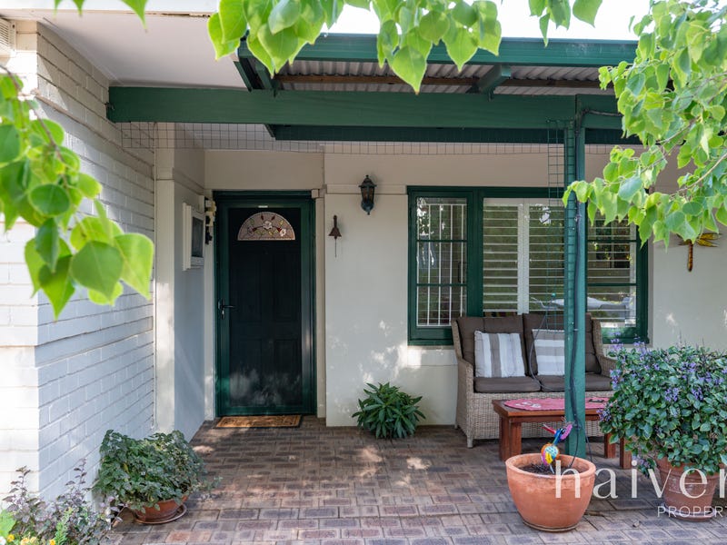 22 Park Street, Como, WA 6152 - Property Details