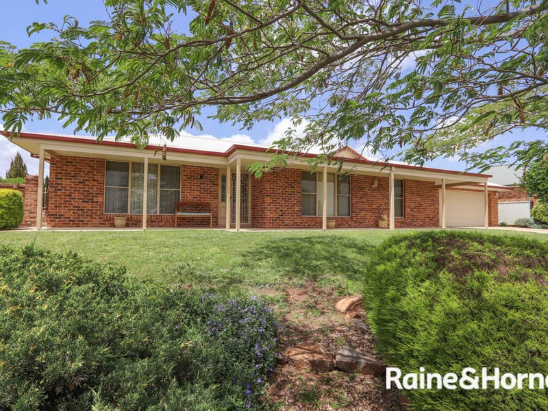 2 Maple Close, Kelso, NSW 2795 - Property Details