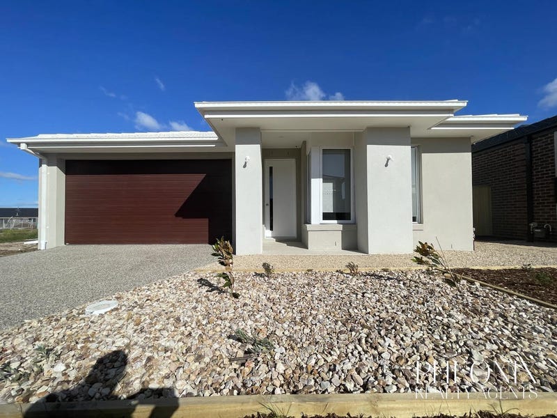 11 Reservoir Road, Fraser Rise, VIC 3336 - realestate.com.au