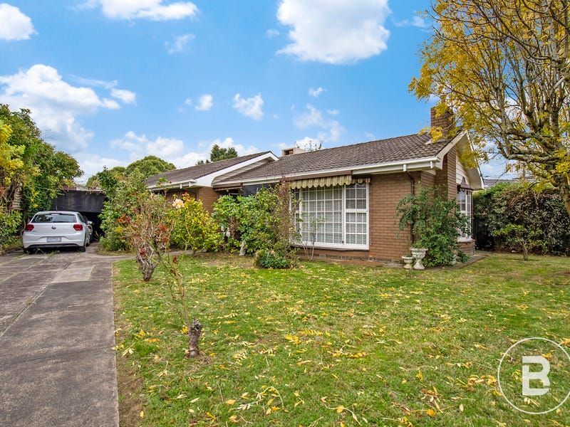 7 Oxford Street, Wendouree, Vic 3355 - Property Details