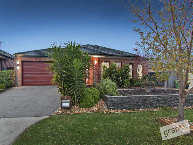 11 Misty Close, Berwick, Vic 3806 - Property Details