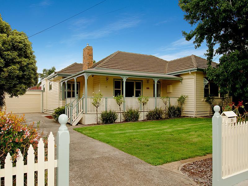 31 Ruby Street, Essendon West, VIC 3040 - realestate.com.au