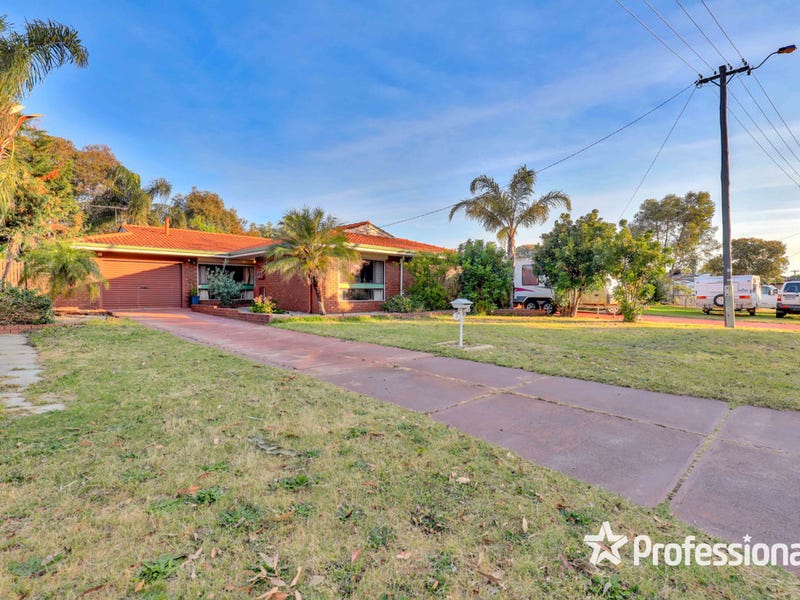 4 Harpenden Street, Huntingdale, WA 6110 - Property Details