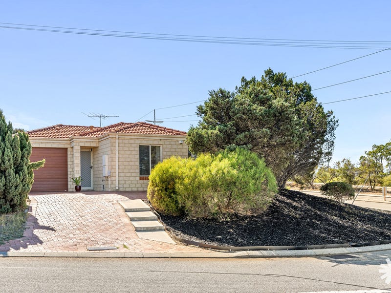 27 Penelope Place, Innaloo, WA 6018 - Property Details