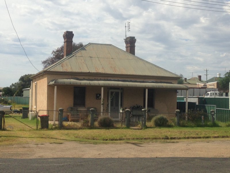 2 Short Street, Harden, NSW 2587 - Property Details