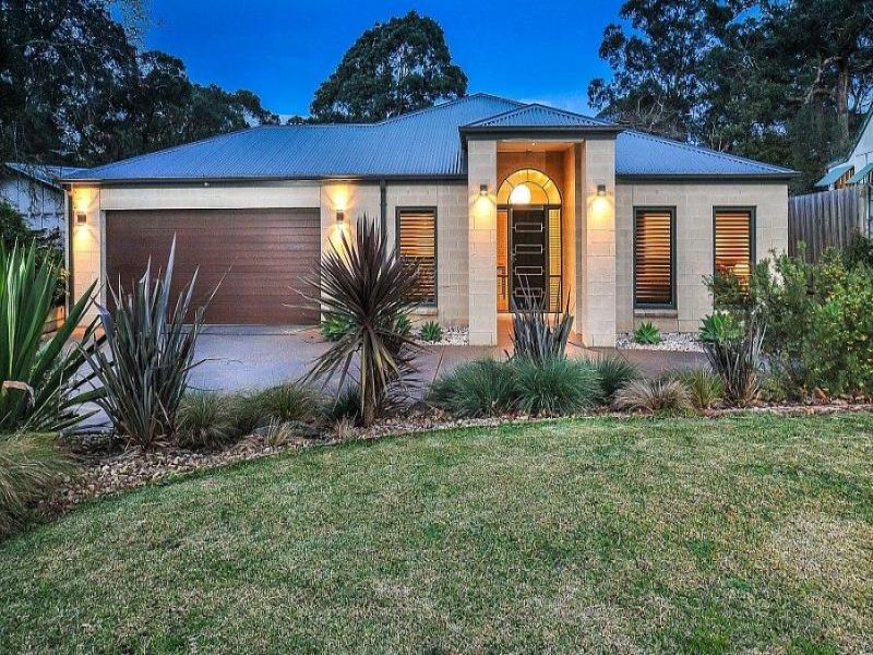398 Glenfern Road, Upwey, Vic 3158 - Property Details