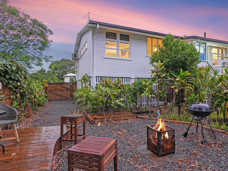 12 Gough Street, Manunda, Qld 4870 - Property Details