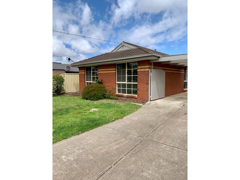 162 Victoria Street, Altona Meadows, VIC 3028 - realestate.com.au